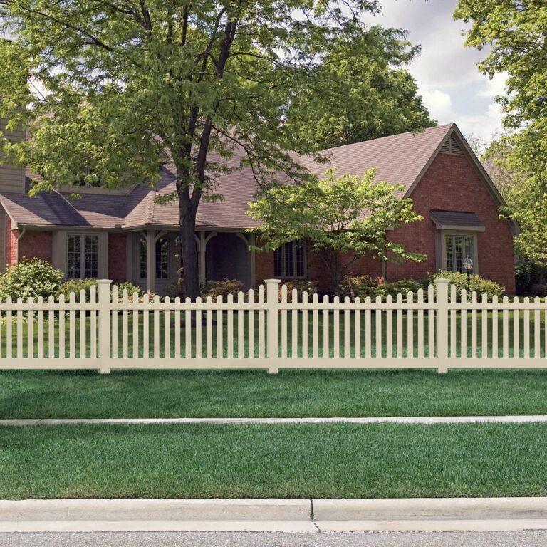 Silverbell Scallop Vinyl Fence - ActiveYards.com